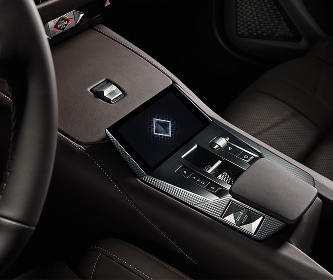 DS 4 Diesel | BlueHDi 130 | DS Automobiles FR