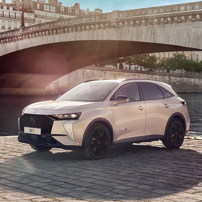 DS 7 Édition France : SUV Élégant et Dynamique | DS Automobiles FR