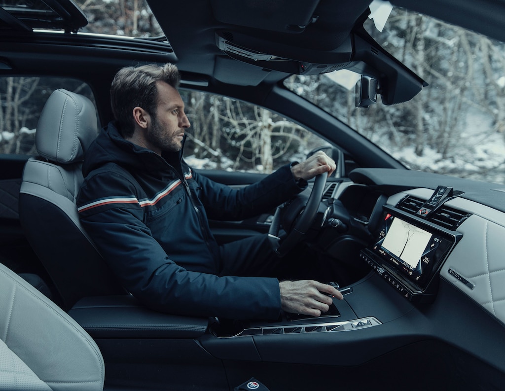 Services connectés et connectivité véhicules DS Automobiles