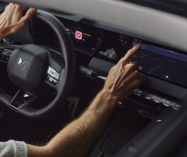 Services connectés et connectivité véhicules DS Automobiles